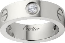 憧れのカルティエ【ラブリング】を結婚指輪に♡特徴・価格 憧れのカルティエ【ラブリング】を結婚指輪に♡特徴・価格